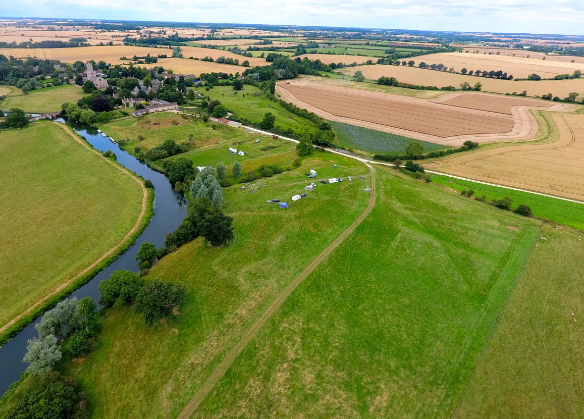 Fotheringhay Castle Farm Site | Campcation