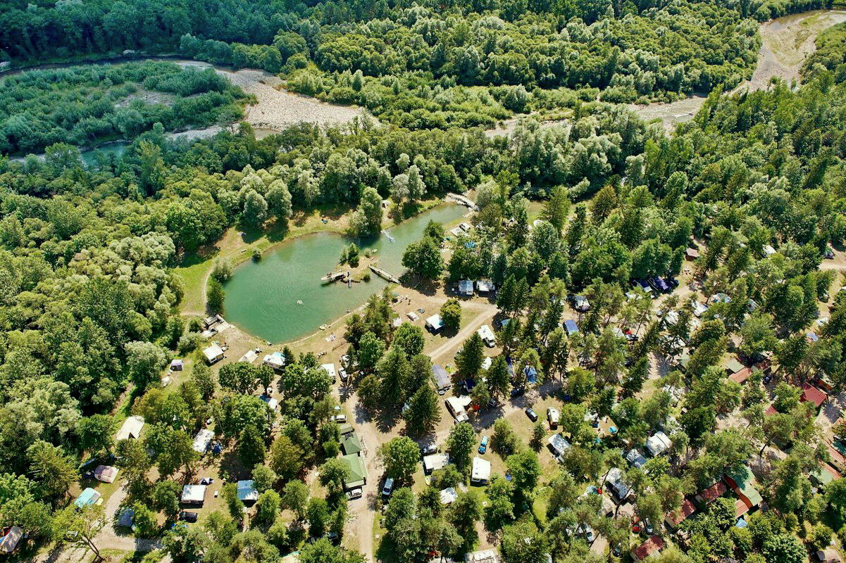 Kamp Menina - Boka & samla bonusnätter | Campcation